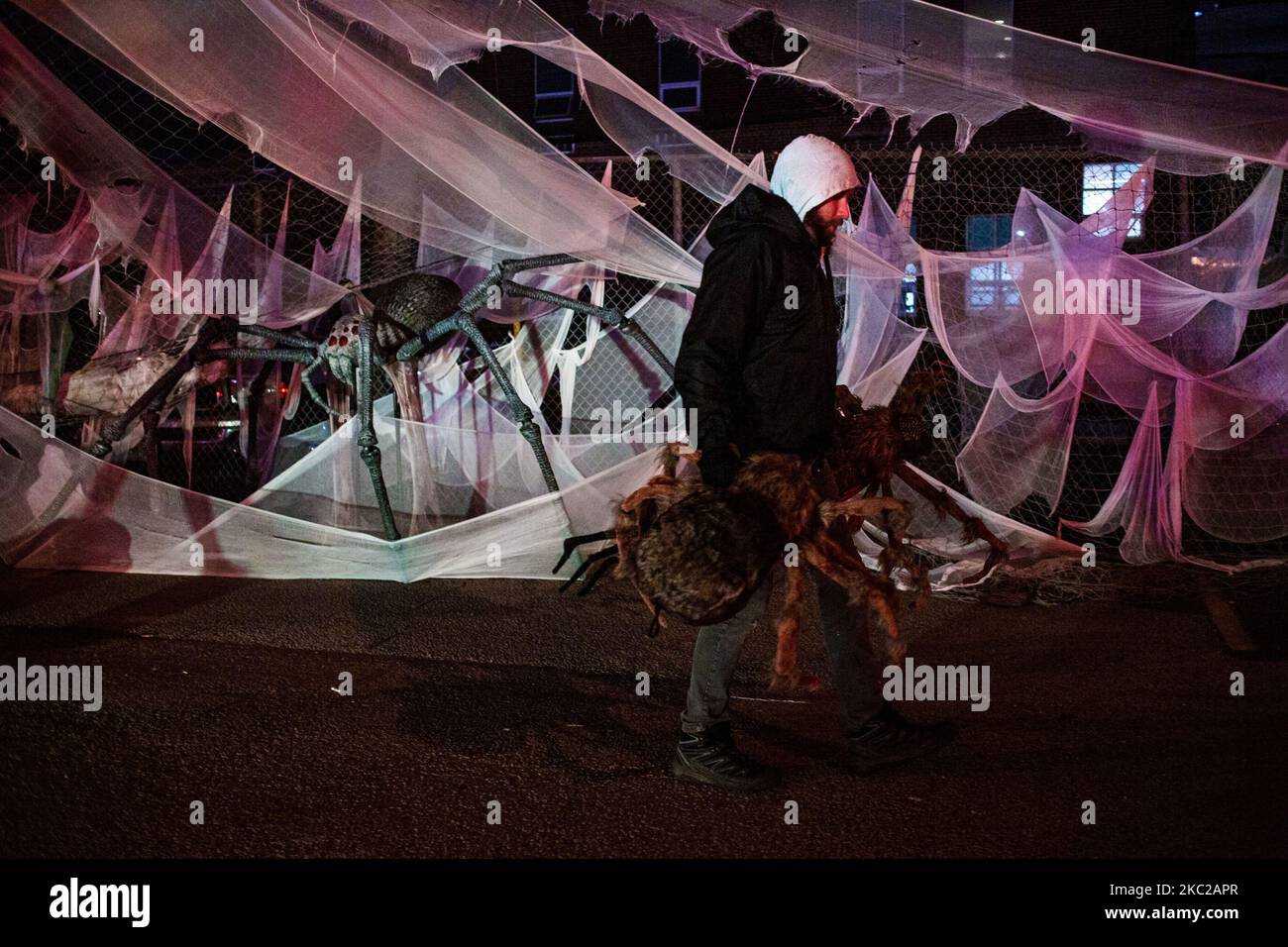 Torontos haunted drive thru hi-res stock photography and images - Alamy