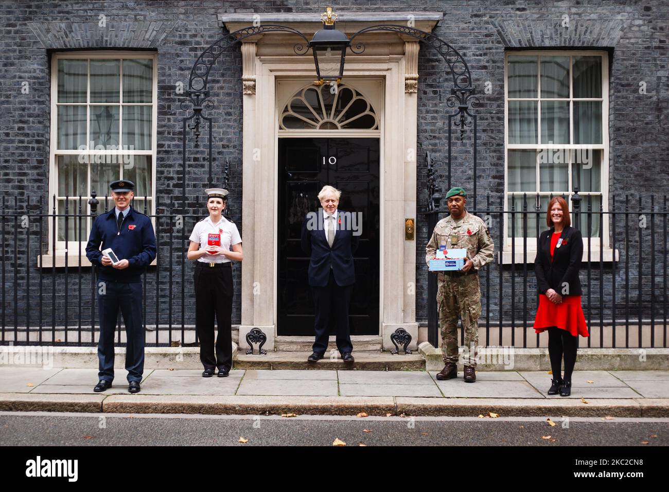 Flight Lieutenant Ollie Smith of the Royal Air Force (2L), Able Seaman ...