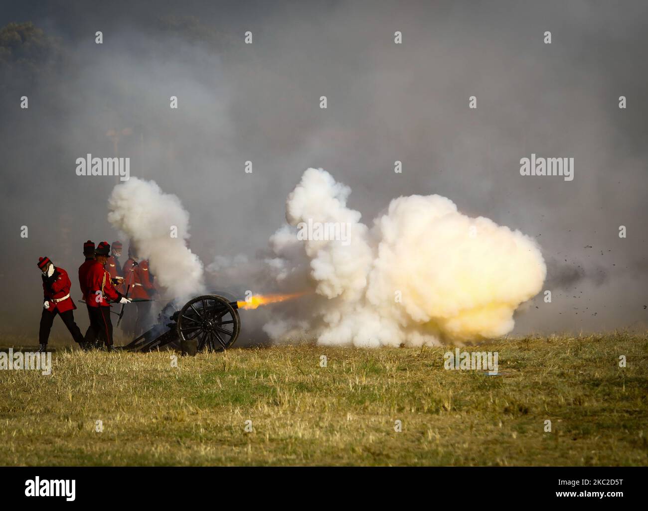 Nepalese Army soldiers fire cannon during Fulpati, the Biggest Hindu ...