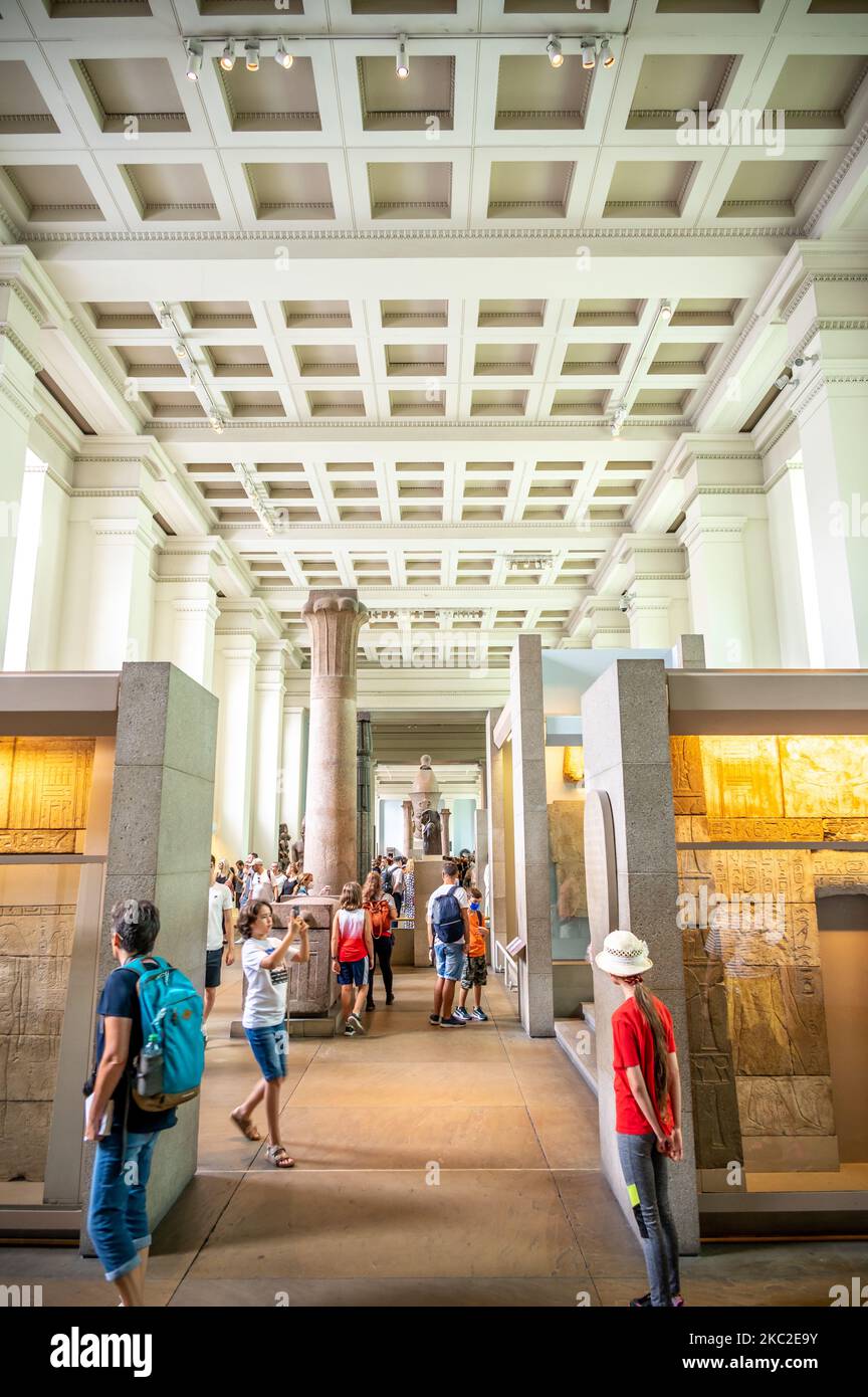 Muesum inside hi-res stock photography and images - Alamy