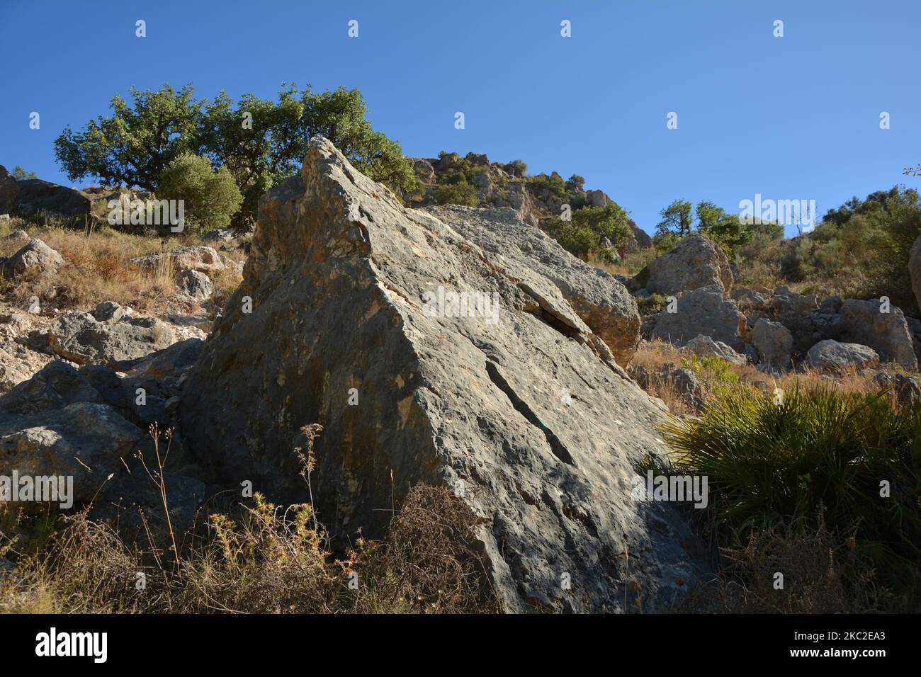 Rocky pyramid shaped mountain hi-res stock photography and images - Alamy