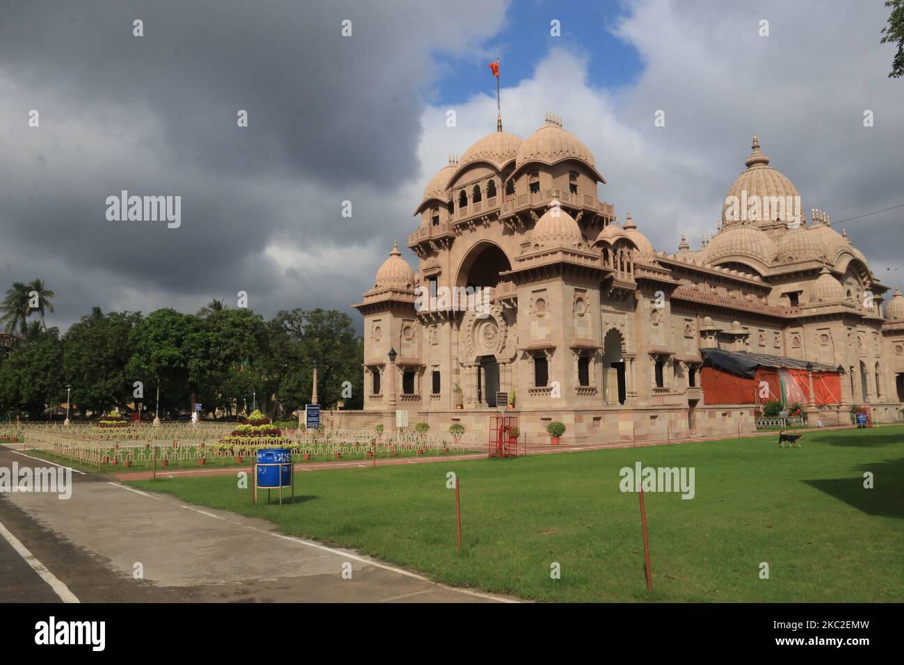 Visitor free Belur Math Temple during Durga Puja, a five-day festival ...