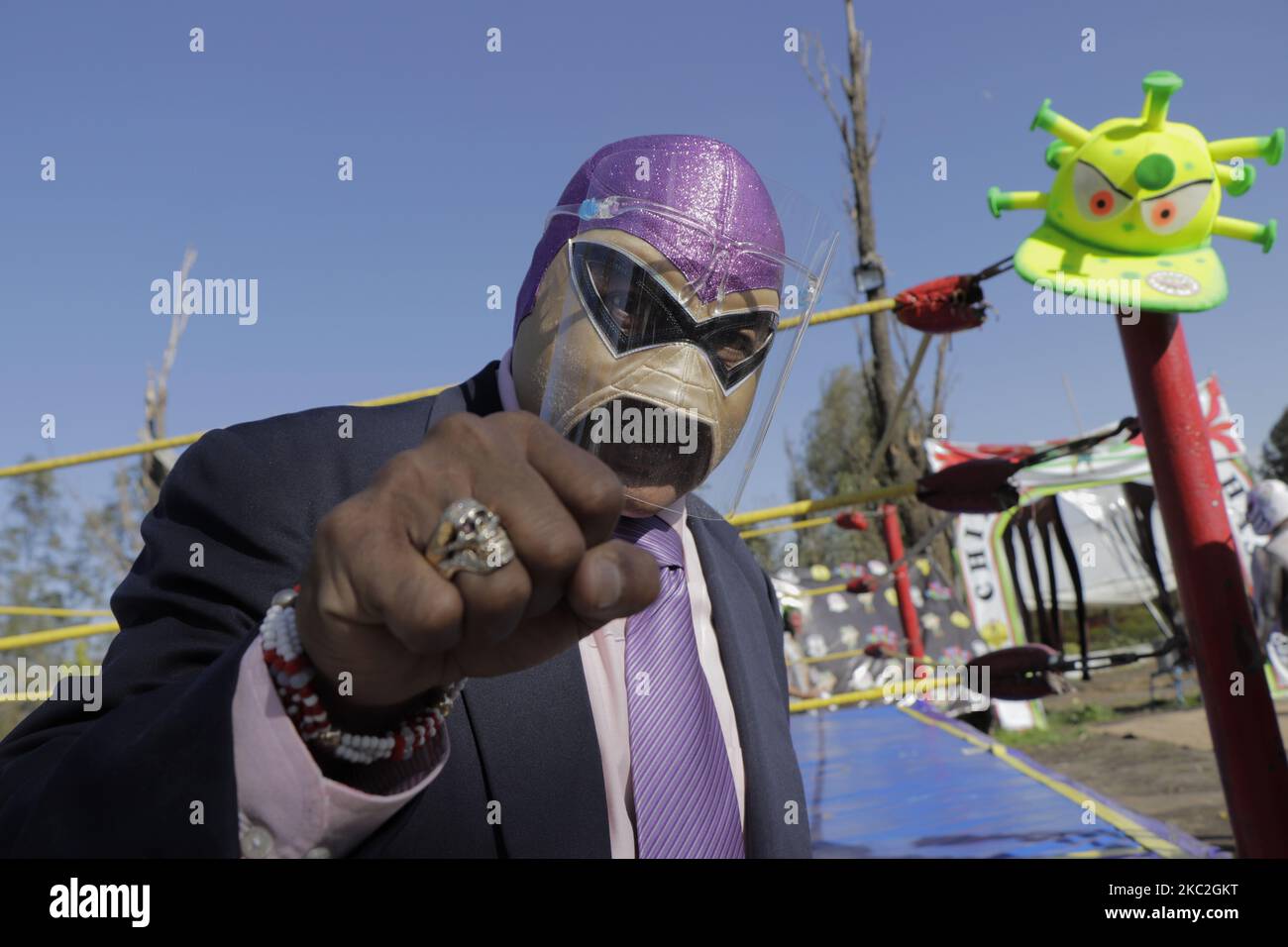 Trajiluchas hi-res stock photography and images - Alamy