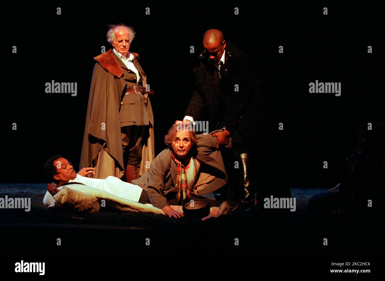 Merge paloma hi-res stock photography and images - Alamy