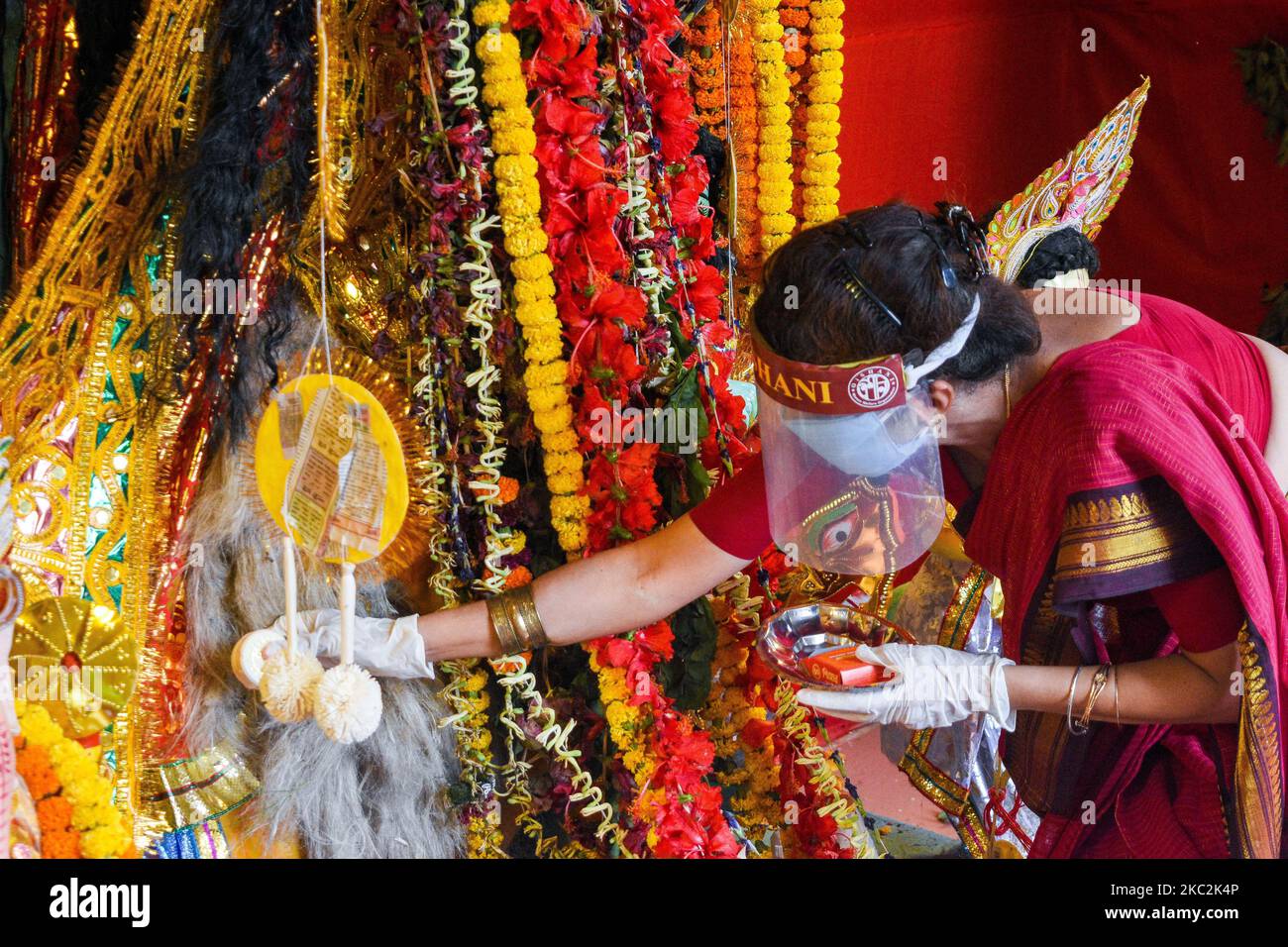 Face shield smears vermillion hi-res stock photography and images - Alamy