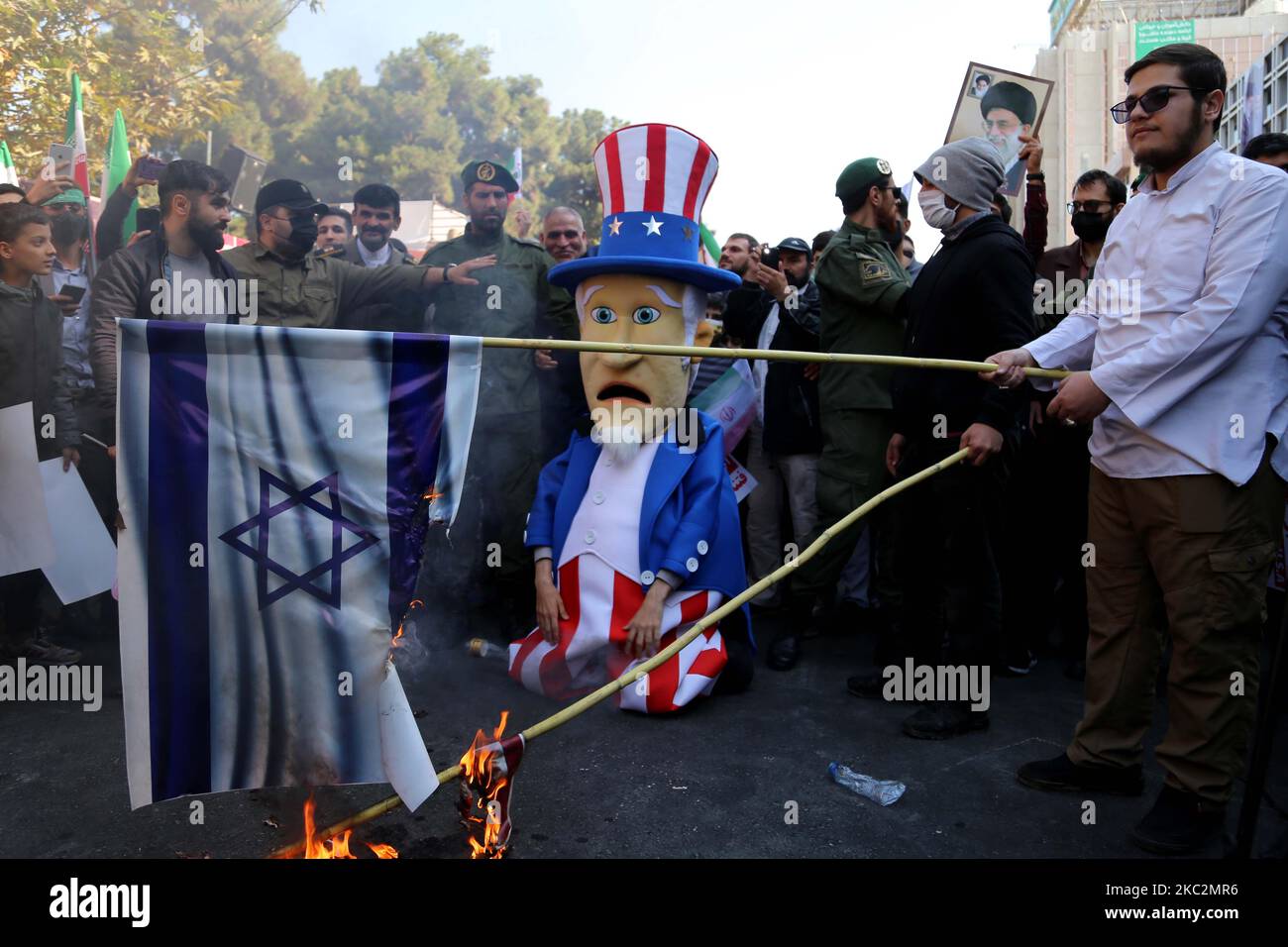 Tehran, Tehran, Iran. 4th Nov, 2022. Iranian Demonstrators burn ...