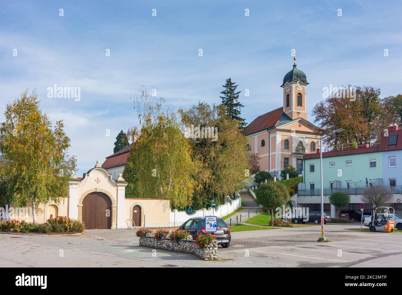 Church reidling in donau hi-res stock photography and images - Alamy