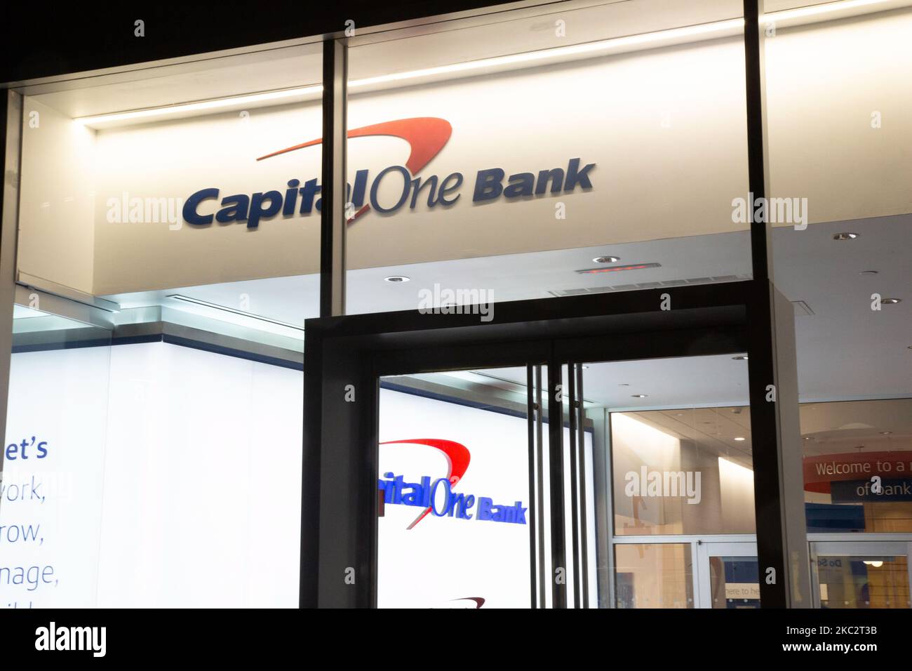 Capitalone logo hi-res stock photography and images - Alamy