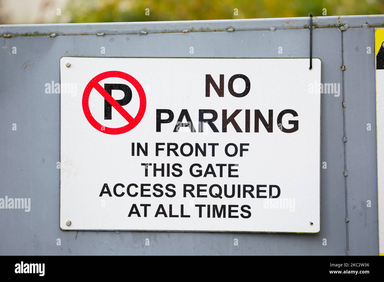 No parking in front of this gate hi-res stock photography and images ...
