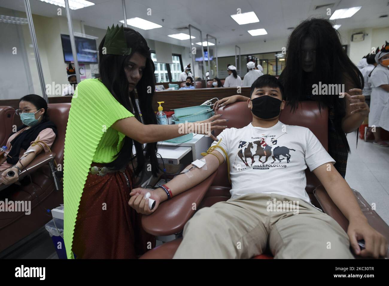 Halloween blood donation drive hi-res stock photography and images - Alamy