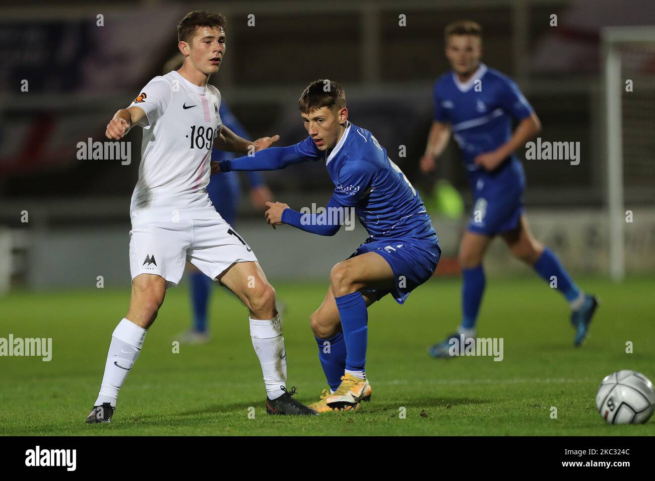 Adam randell of torquay united hi-res stock photography and images - Alamy