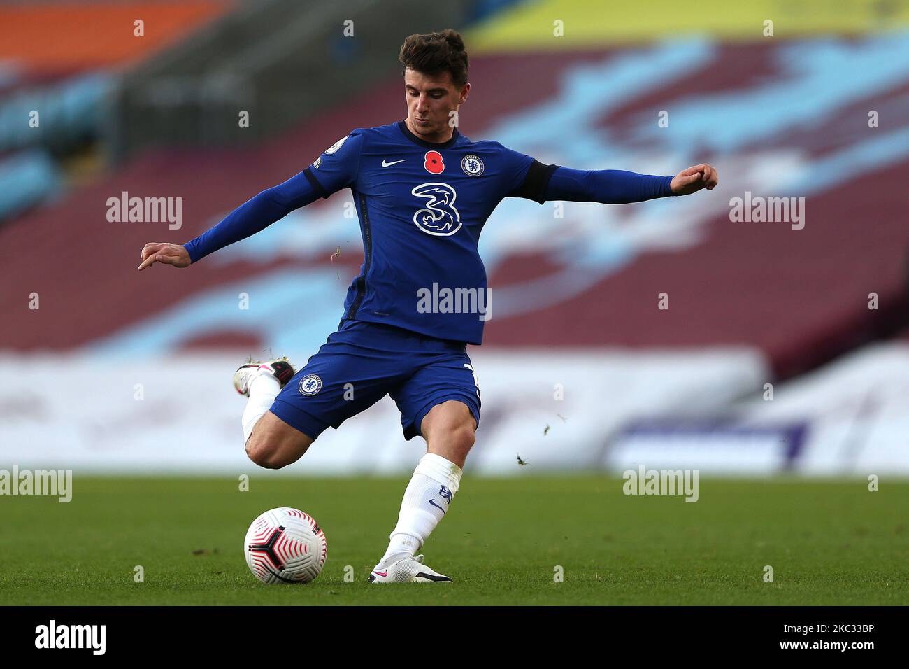 Mason mount goal hi-res stock photography and images - Alamy