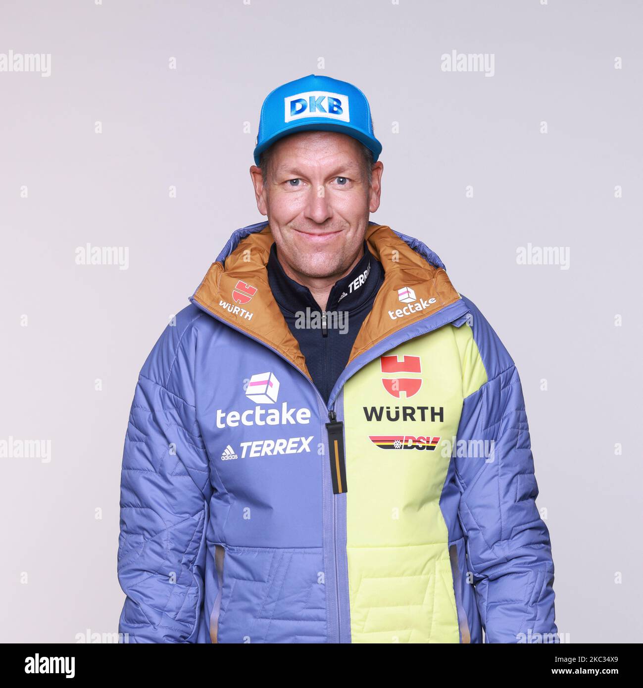 Herzogenaurach, Deutschland. 25th Oct, 2022. Andreas EMSLANDER, single ...