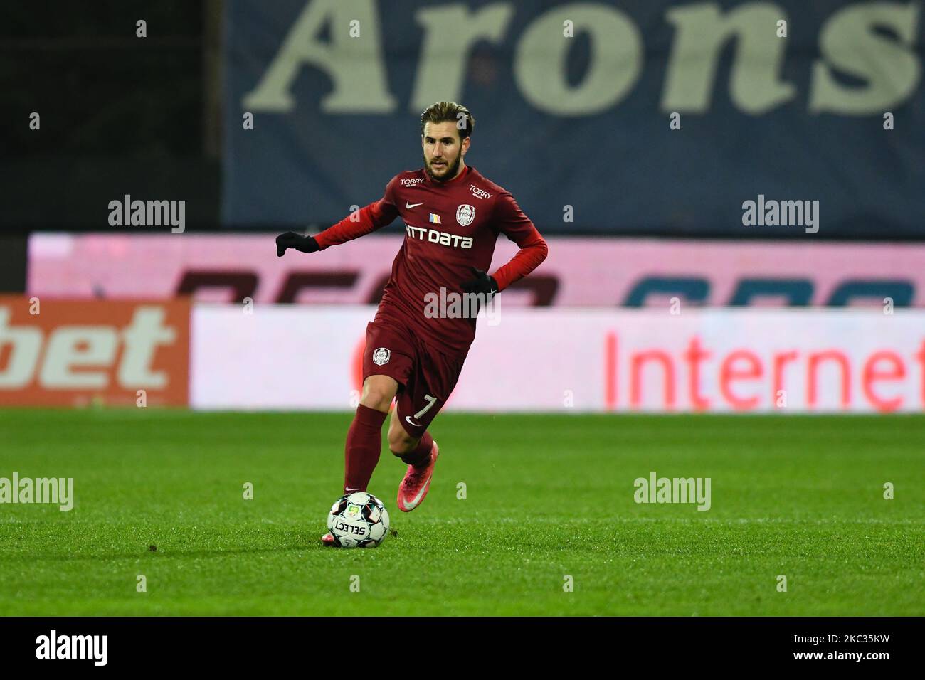 Adrian Paun of CFR 1907 Cluj in action during CFR 1907 Cluj v Gaz Metan ...