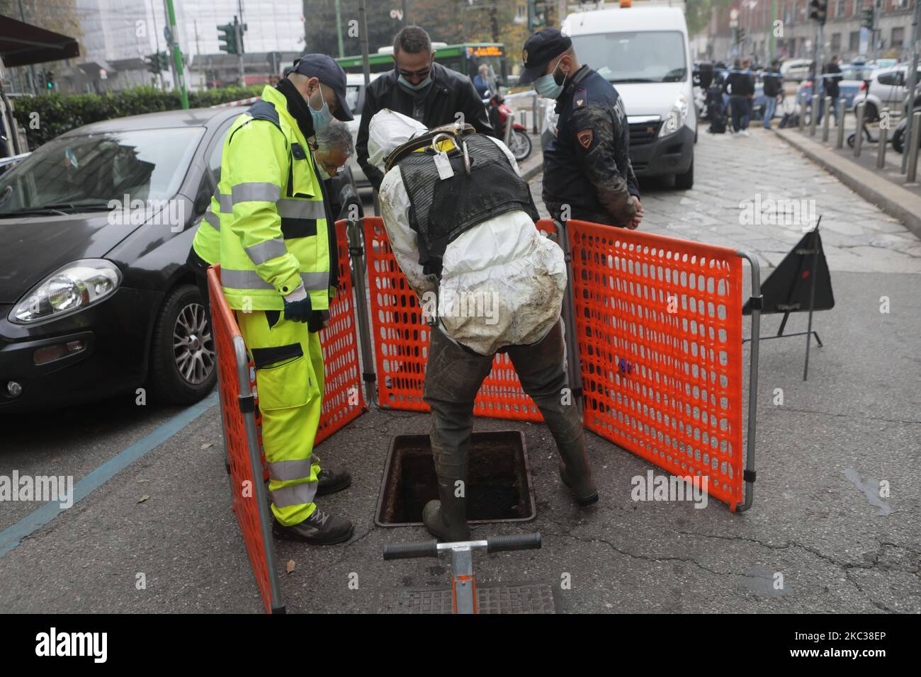 Robbery milan hi-res stock photography and images - Alamy