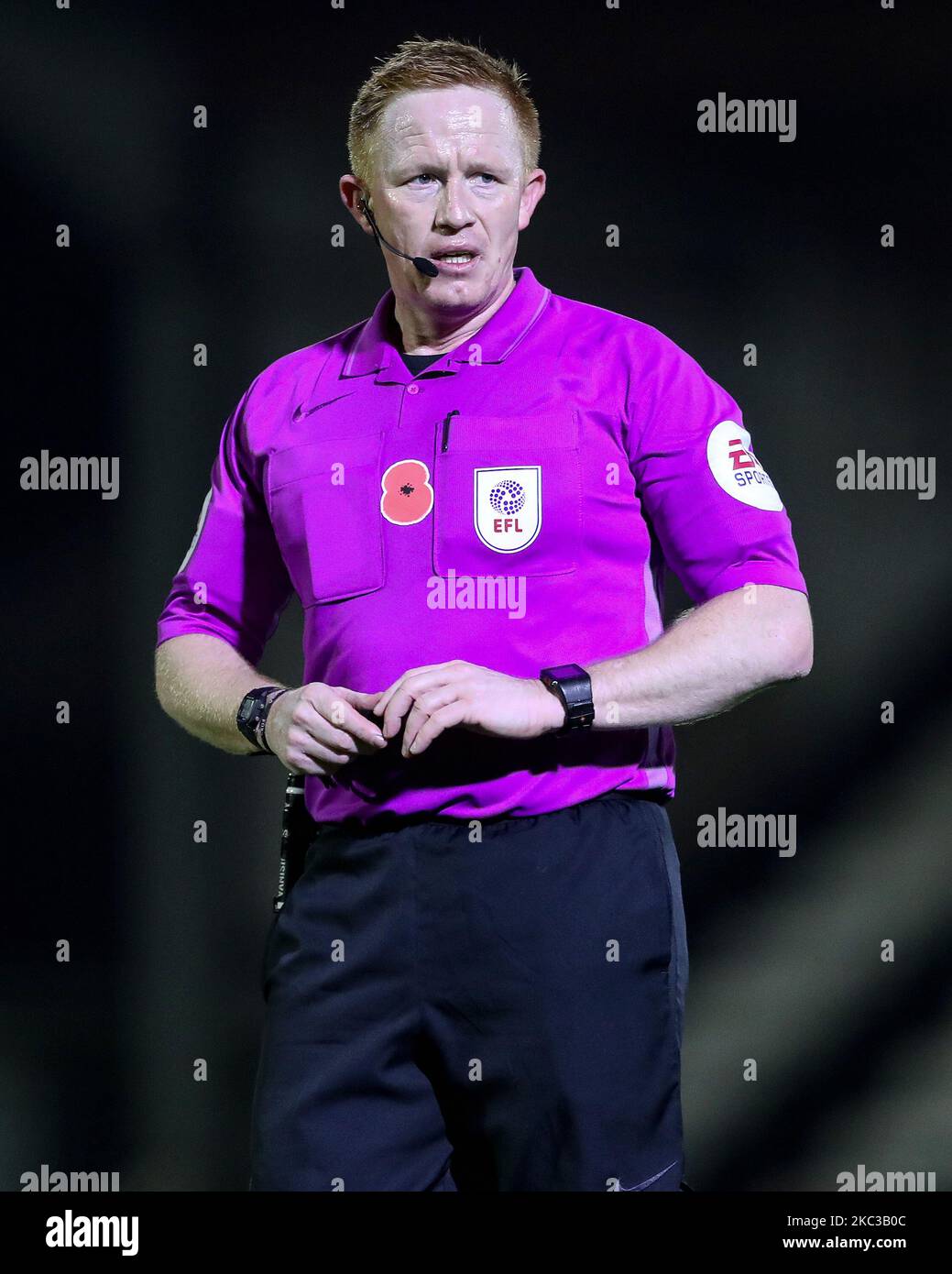 Football referee alan young hi-res stock photography and images - Alamy