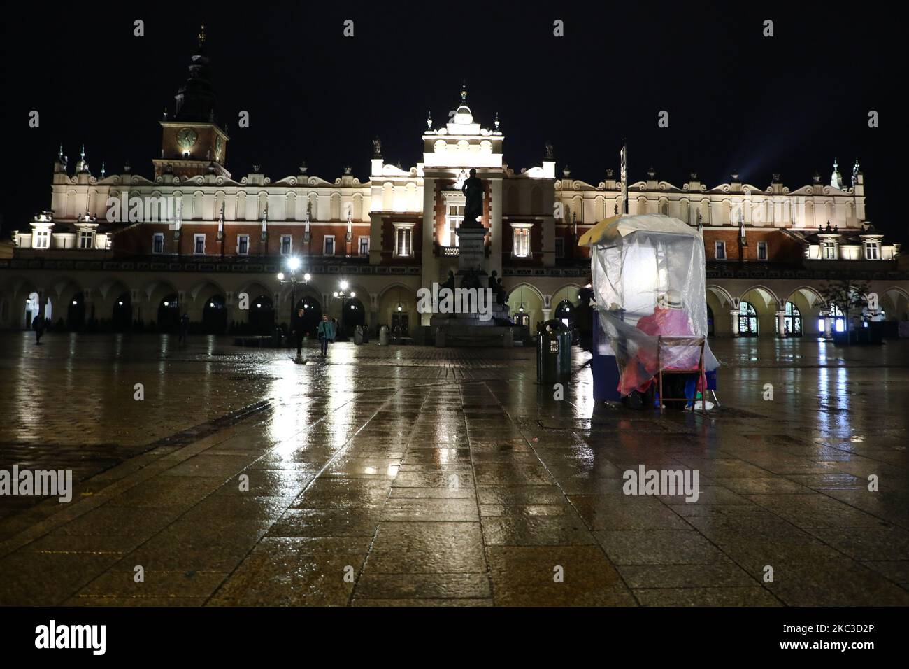 A person selling 'Krakow Obwarzanki' (ring-shaped braided bread ...