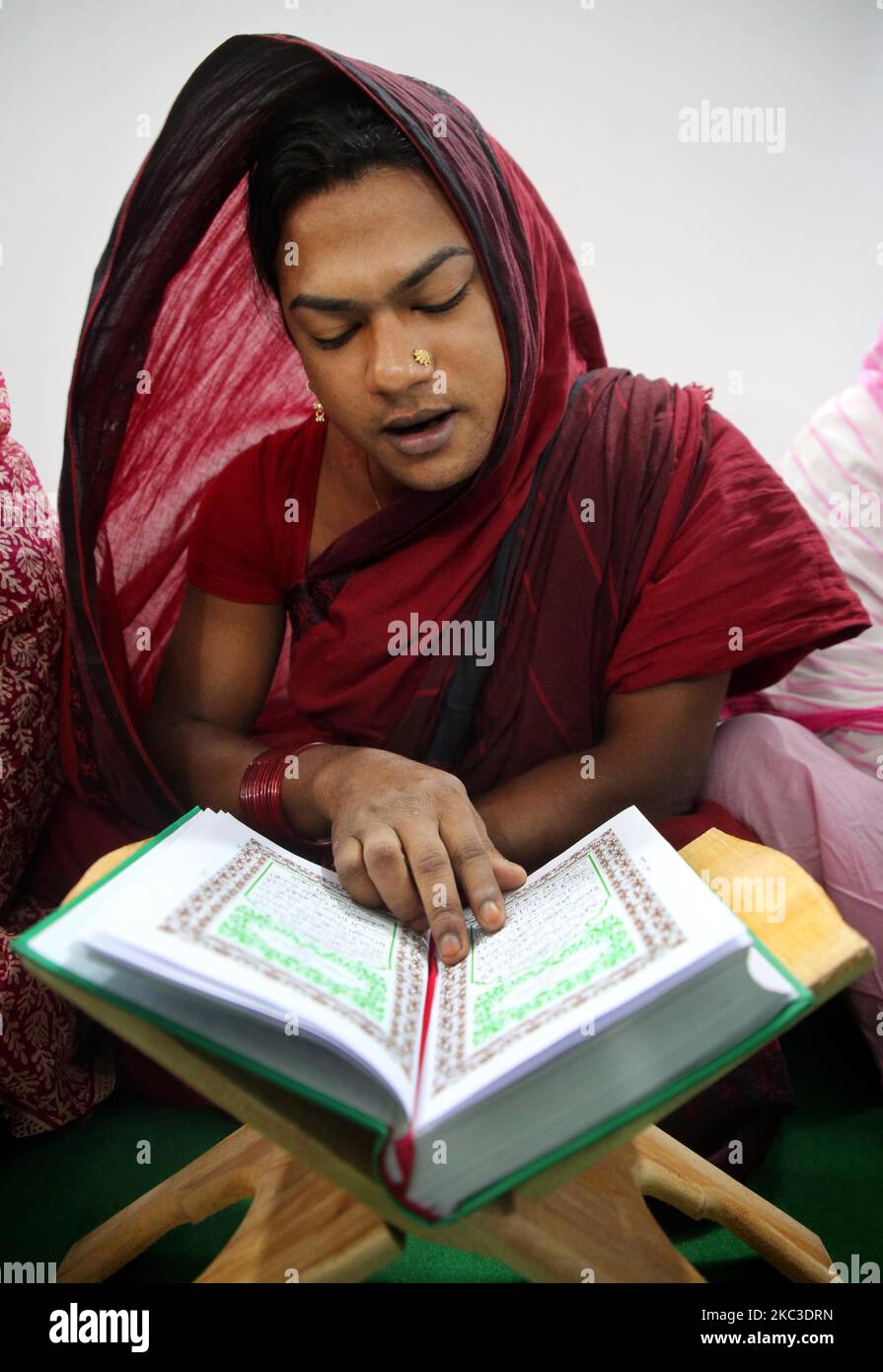 A transgender student read the holy Quran at Dawatul Quran Tritia ...
