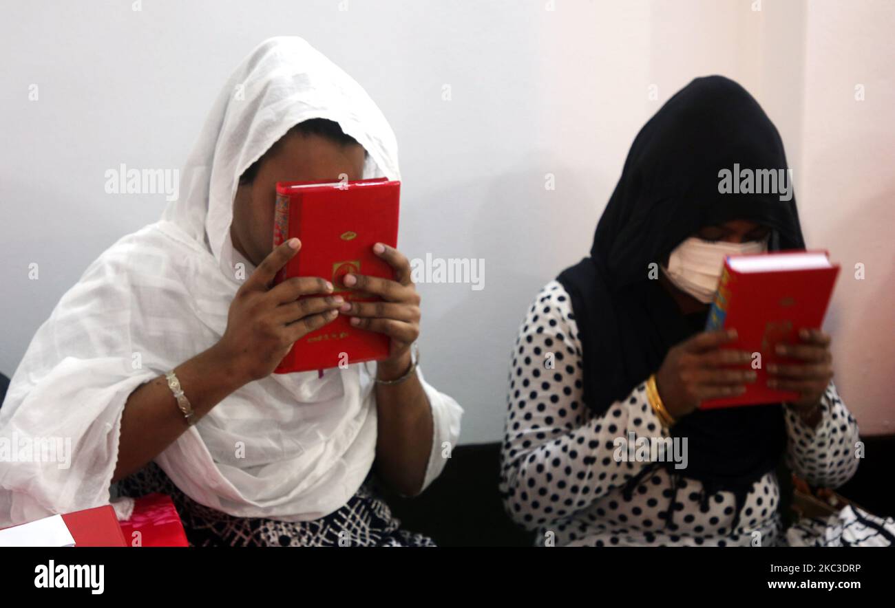 Transgender students reading the holy Quran at Dawatul Quran Tritia ...