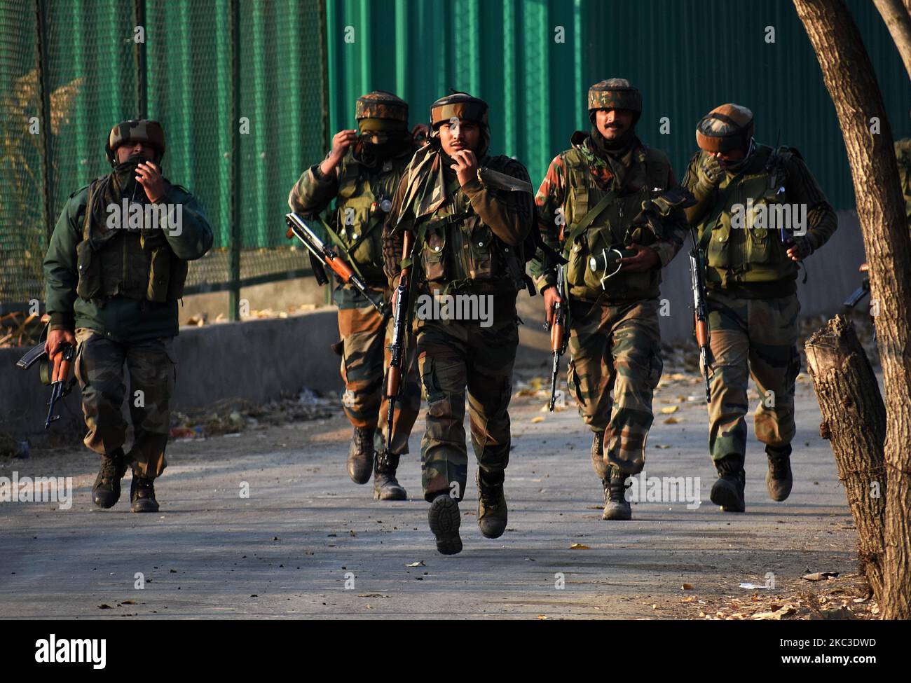 Indian forces rush hi-res stock photography and images - Alamy