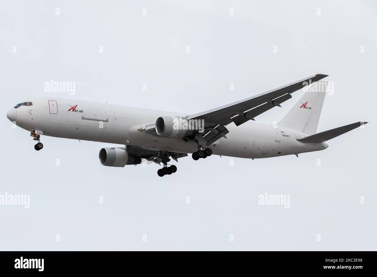 Abx cargo boeing hi-res stock photography and images - Alamy