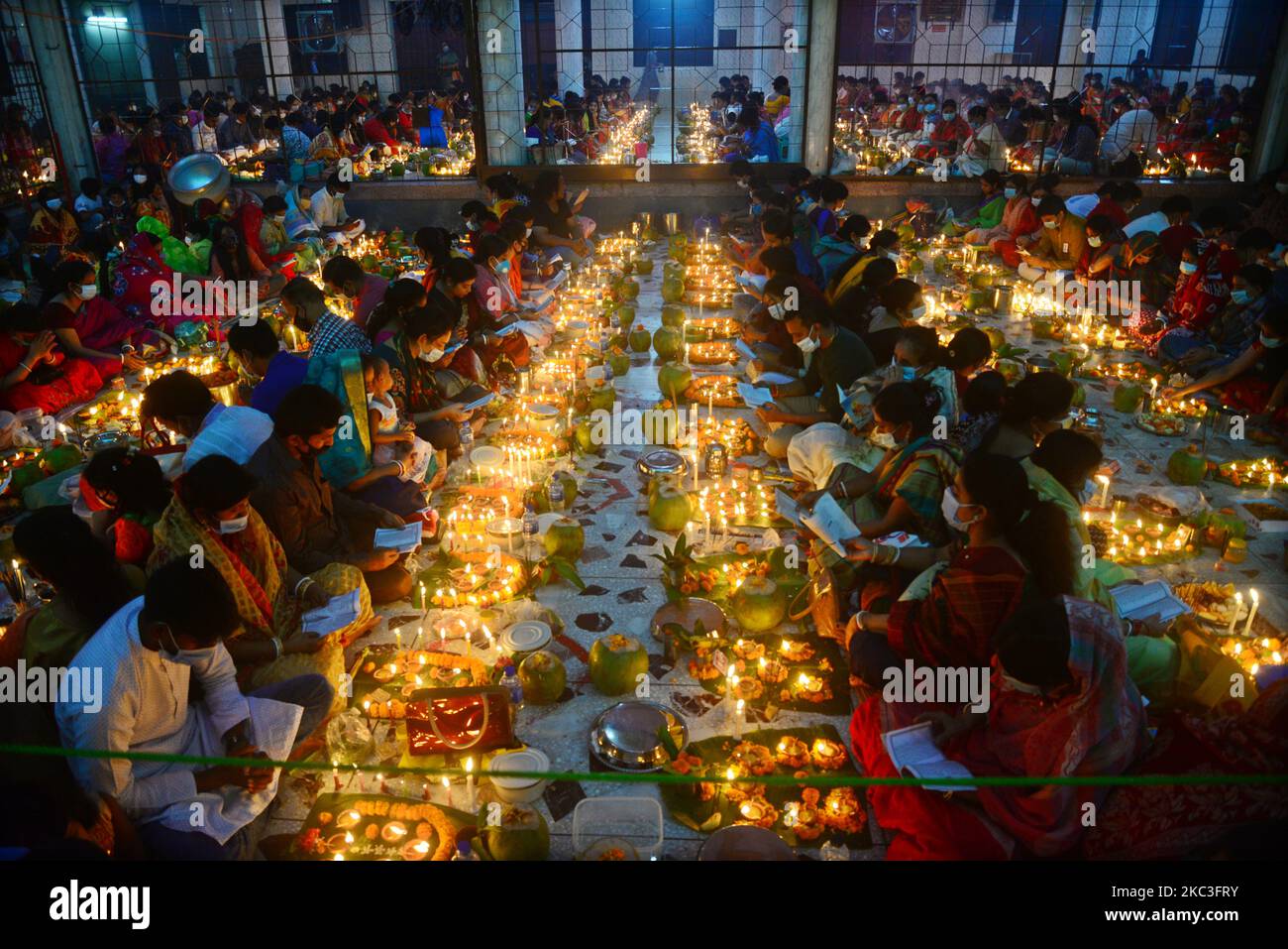 Devotees offer prayers at the Shri Shri Lokanath Brahmachari Ashram ...