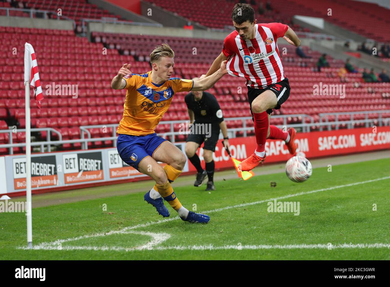 Harry Charsley of Mansfield Town in action with Sunderland's Tom ...