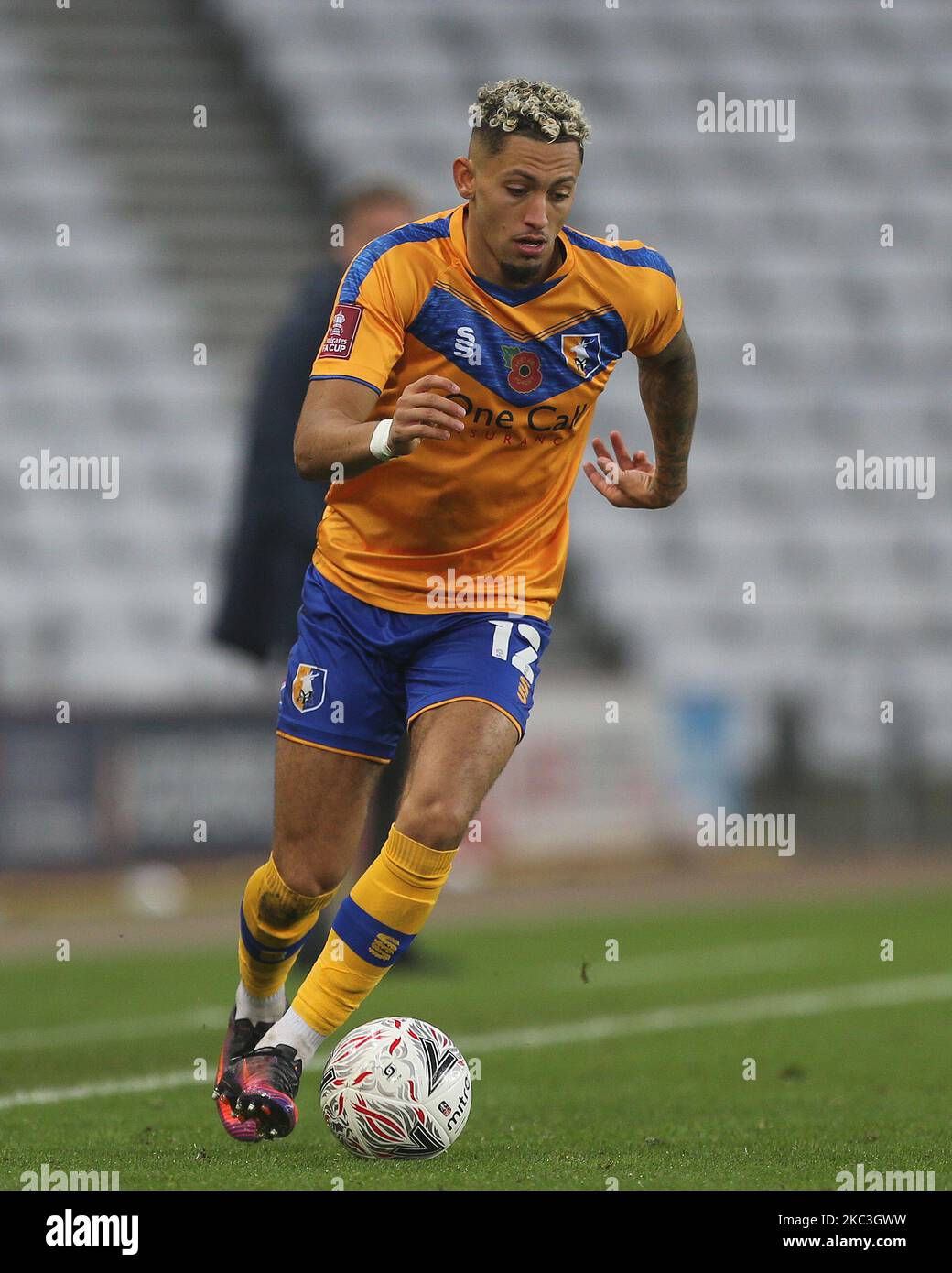 Nicky Maynard of Mansfield Town during the FA Cup match between ...