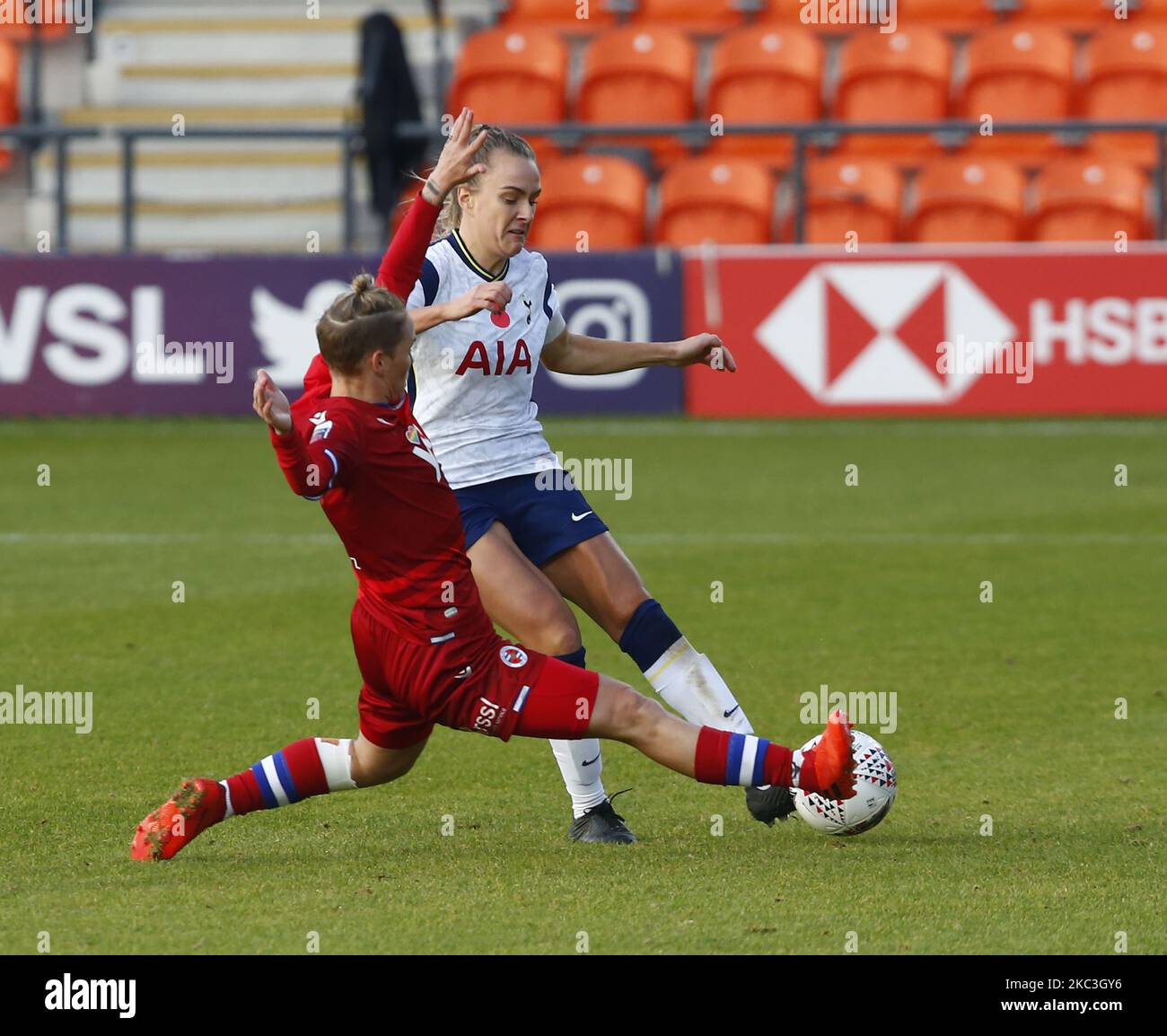Josie Green of Tottenham Hotspur Women gets tackled by Jess Fishlock of ...