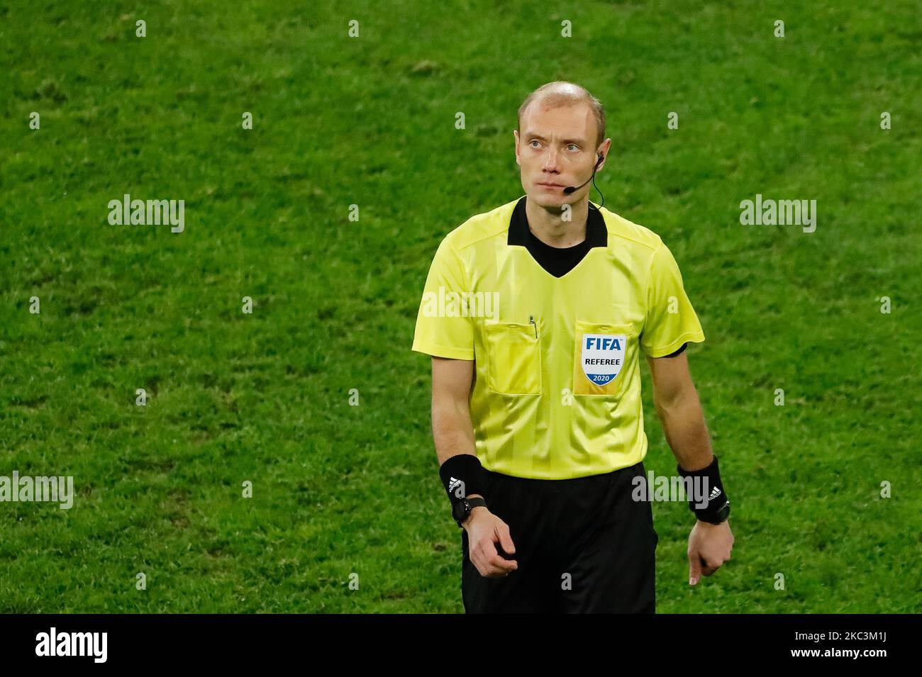 Referee vladimir moskalev hi-res stock photography and images - Alamy