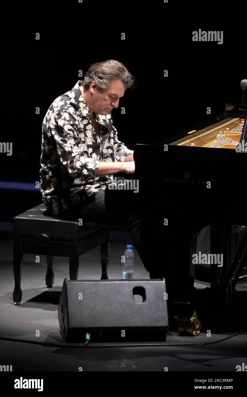 David dorantes hi-res stock photography and images - Alamy