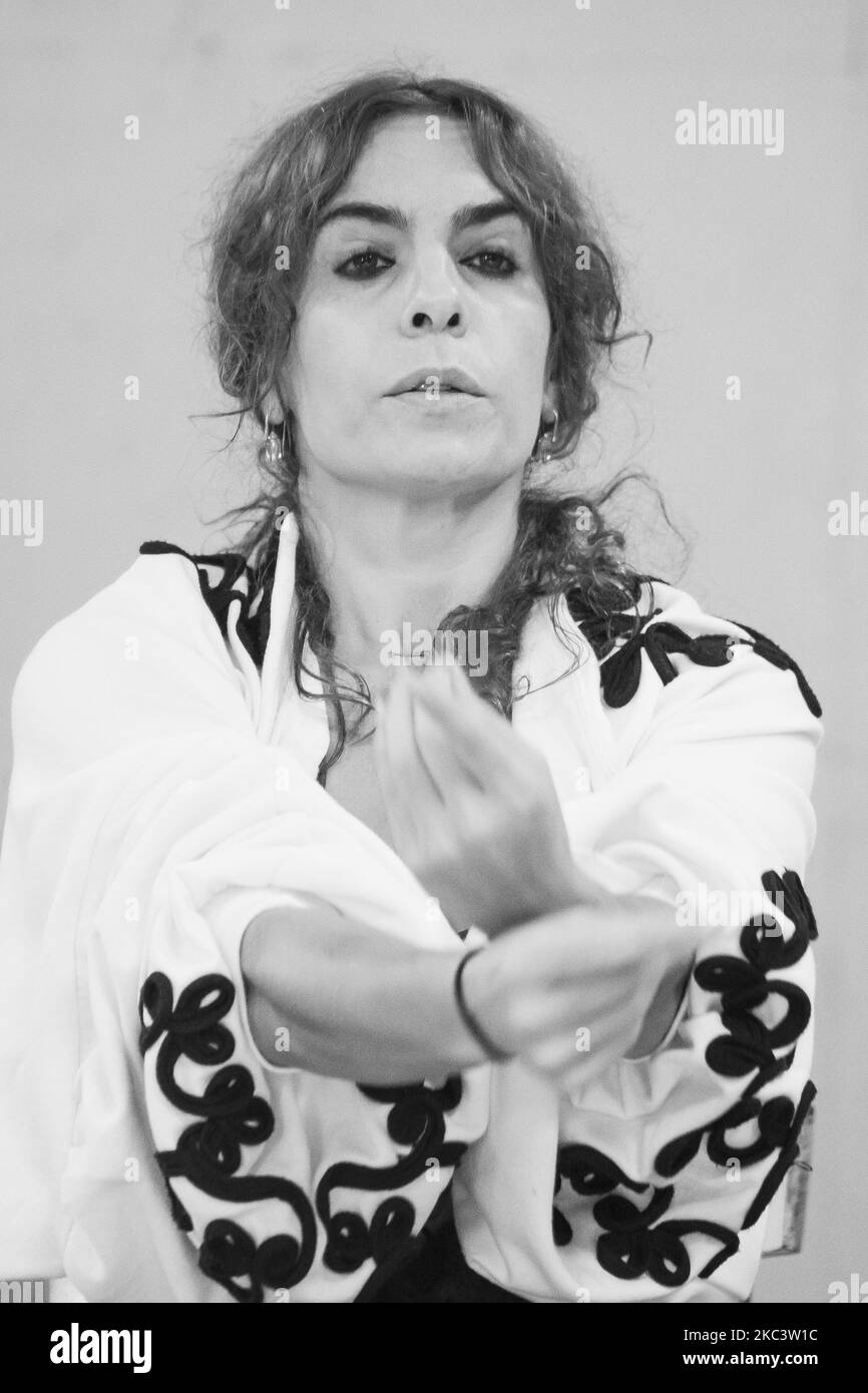 (EDITOR'S NOTE: Image was converted to black and white) Dancer Maria ...