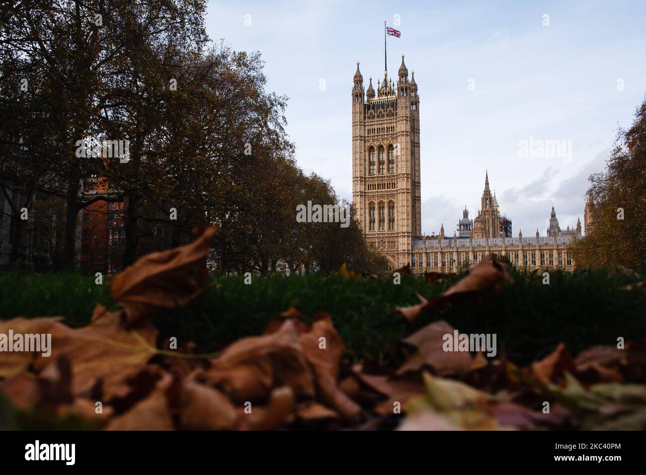 Top of victoria tower with union jack hi-res stock photography and ...