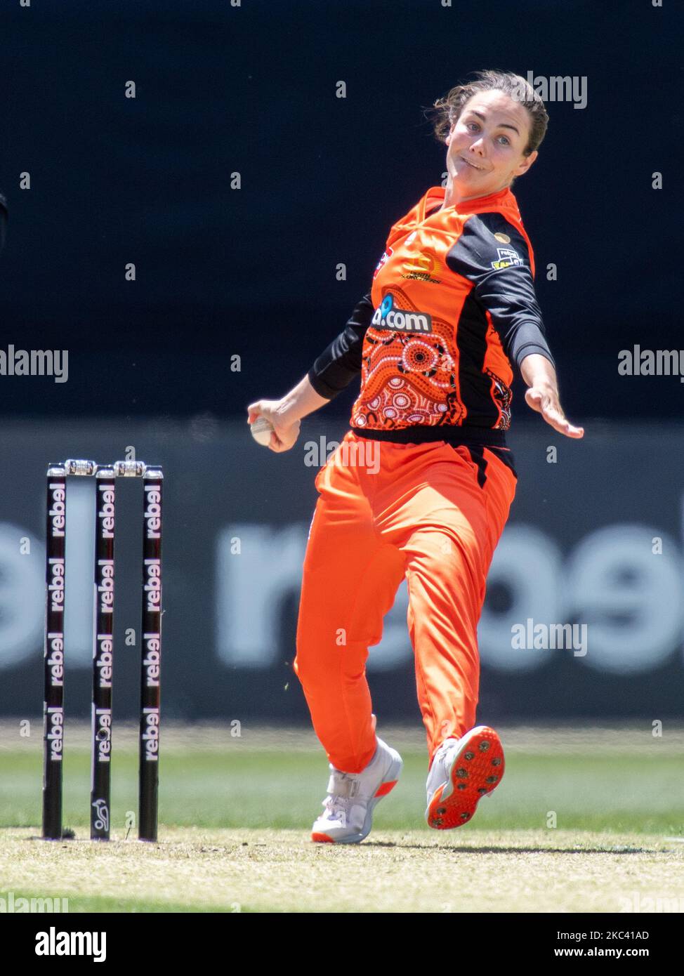 Heather graham of scorchers hi-res stock photography and images - Alamy