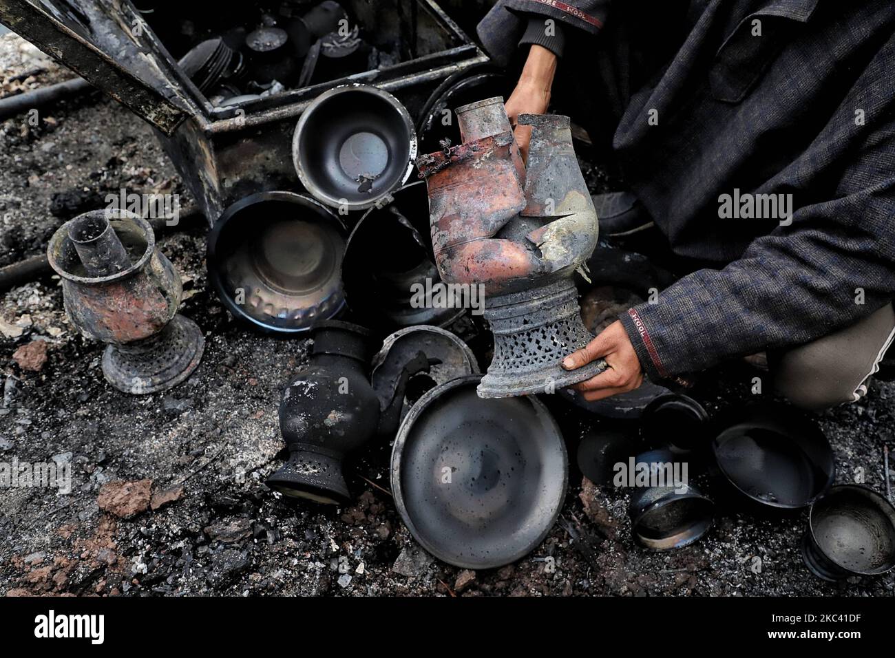 Kashmir india border shelling hi-res stock photography and images - Alamy