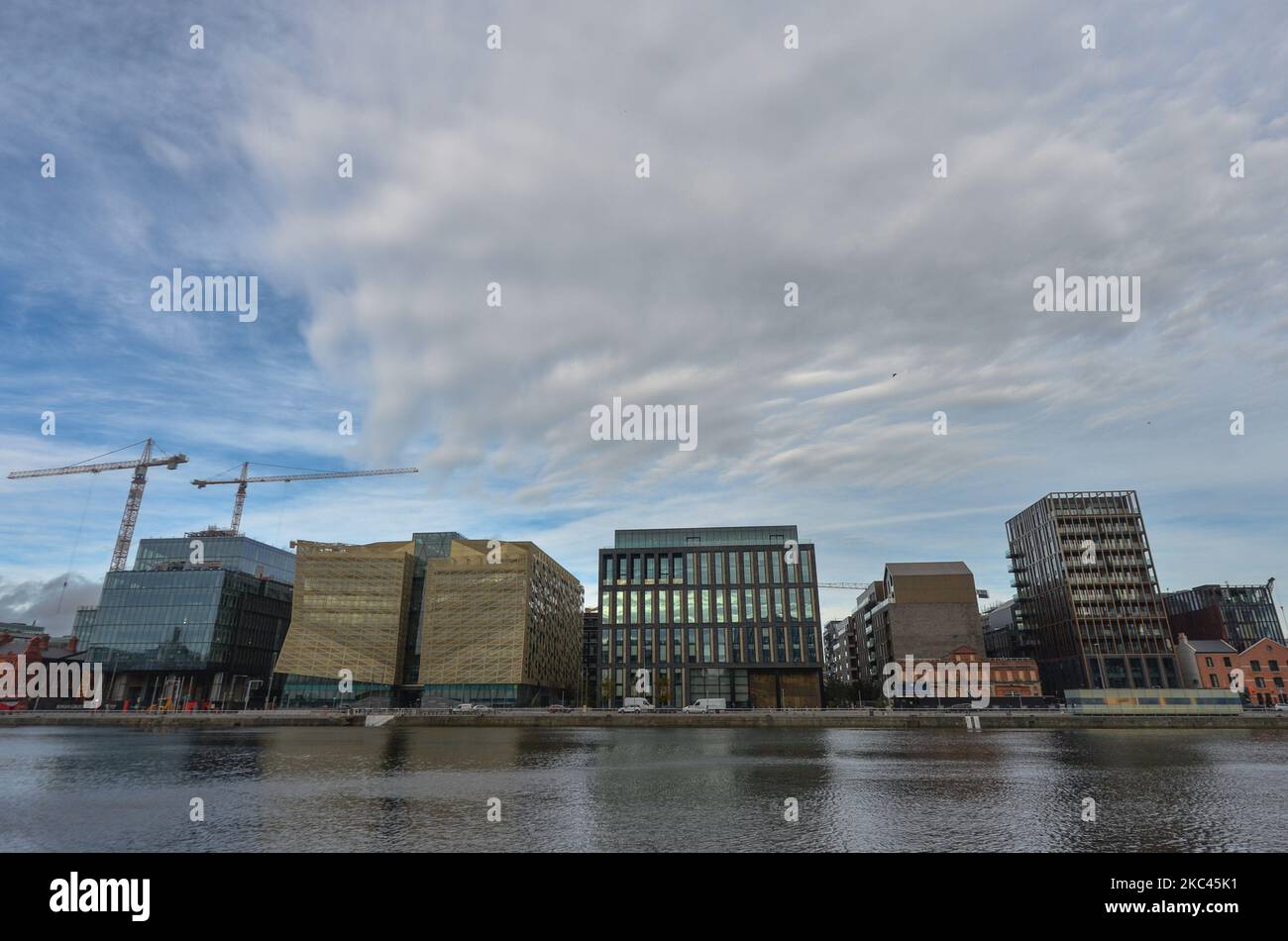 Salesforce tower dublin hi-res stock photography and images - Alamy