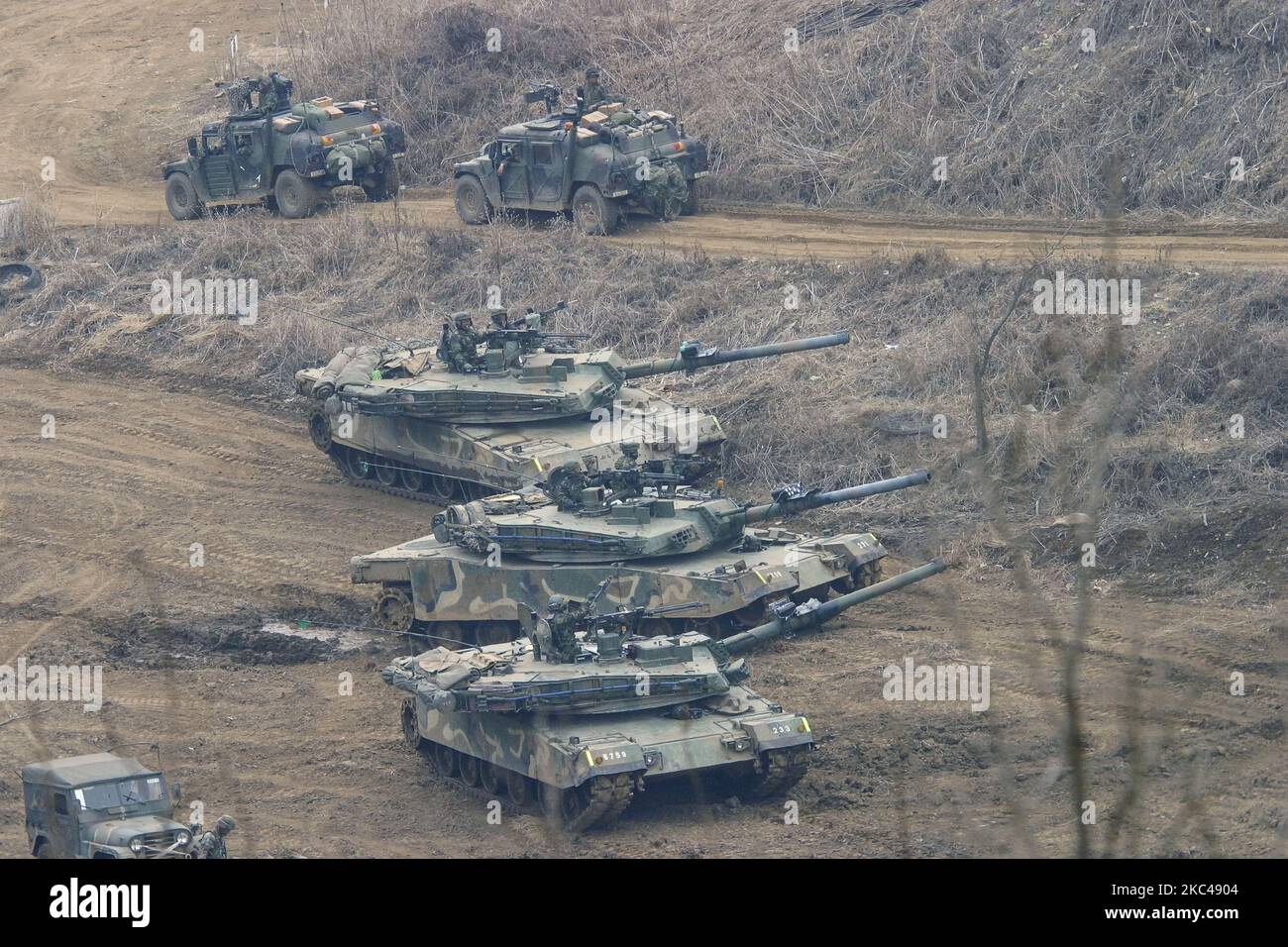 USFK(United States Forces in Korea) soldiers take part in an war game ...
