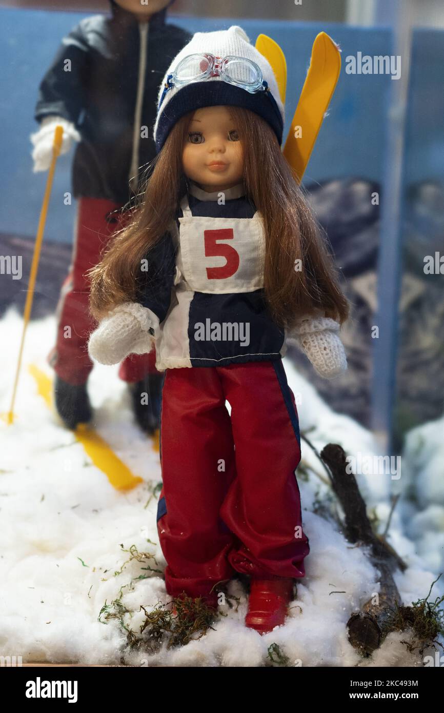 Nancy doll exhibited in the exhibition collects the history of the ...