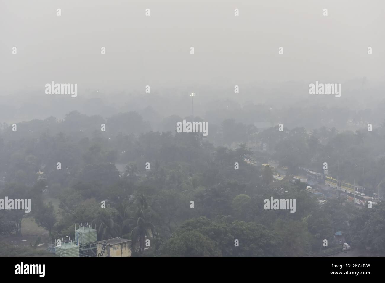 Air pollution amid coronavirus emergency in Kolkata, India, 21 November ...