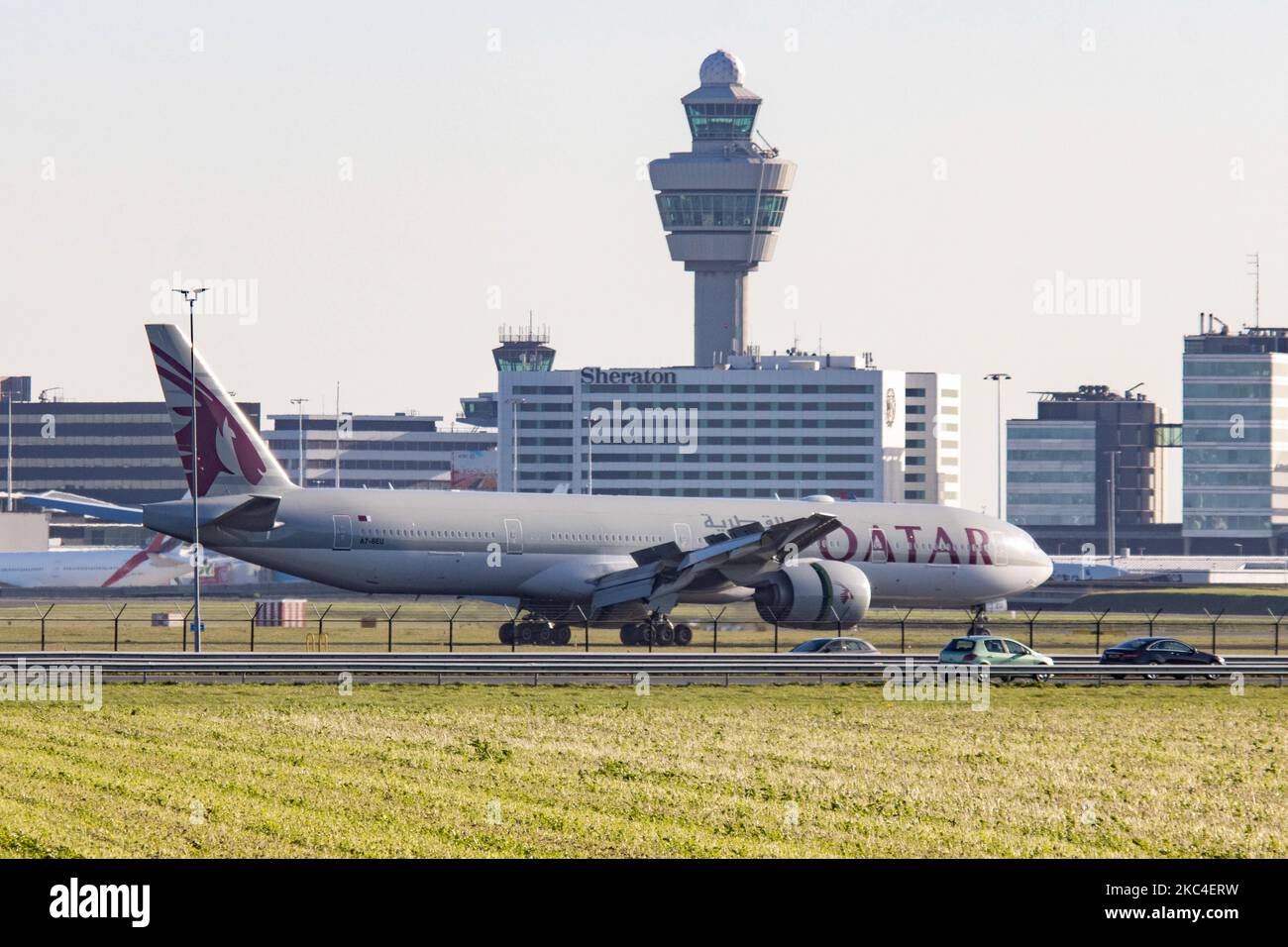 Qatar Airways Boeing 777-300 aircraft as seen on final approach flying ...