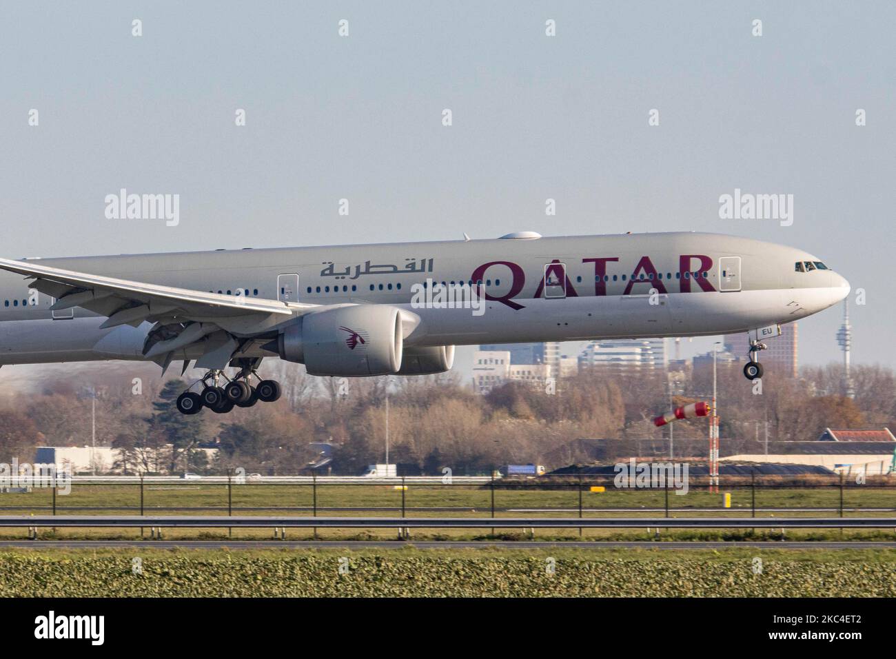 Qatar Airways Boeing 777-300 aircraft as seen on final approach flying ...