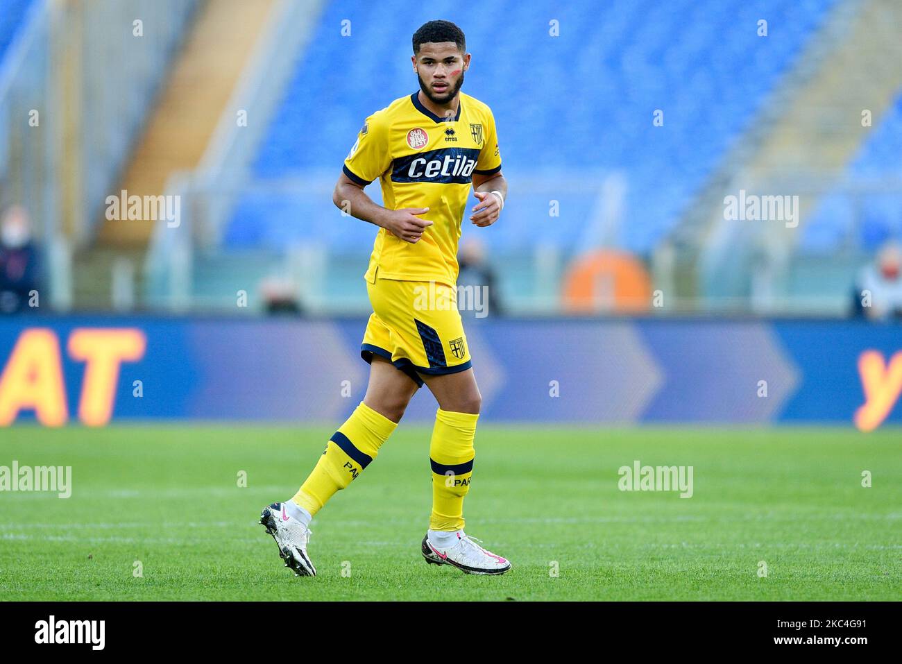 Simon sohm hi-res stock photography and images - Alamy