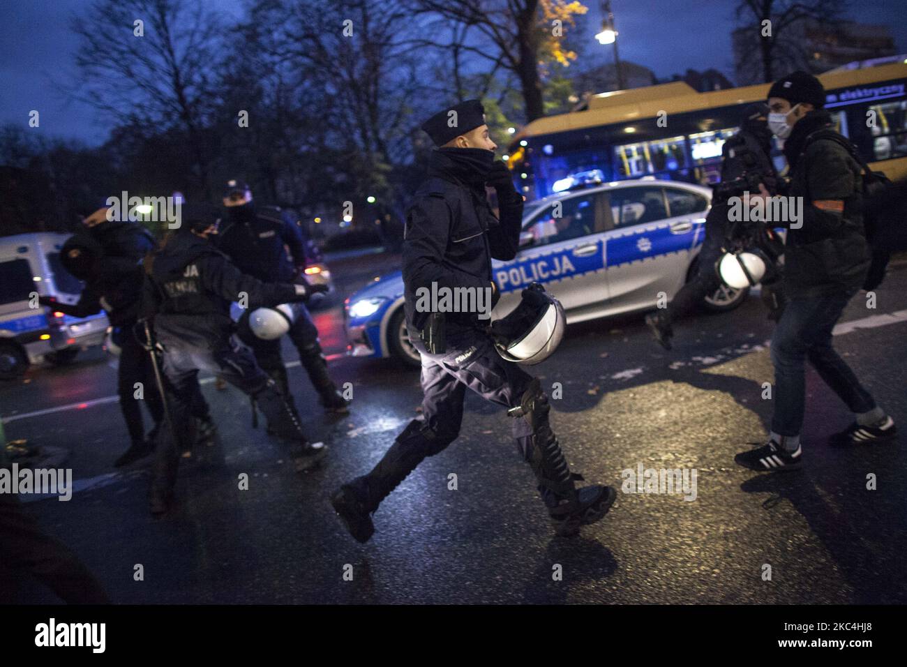 Blockade of Ministry of National Education by students supporting ...