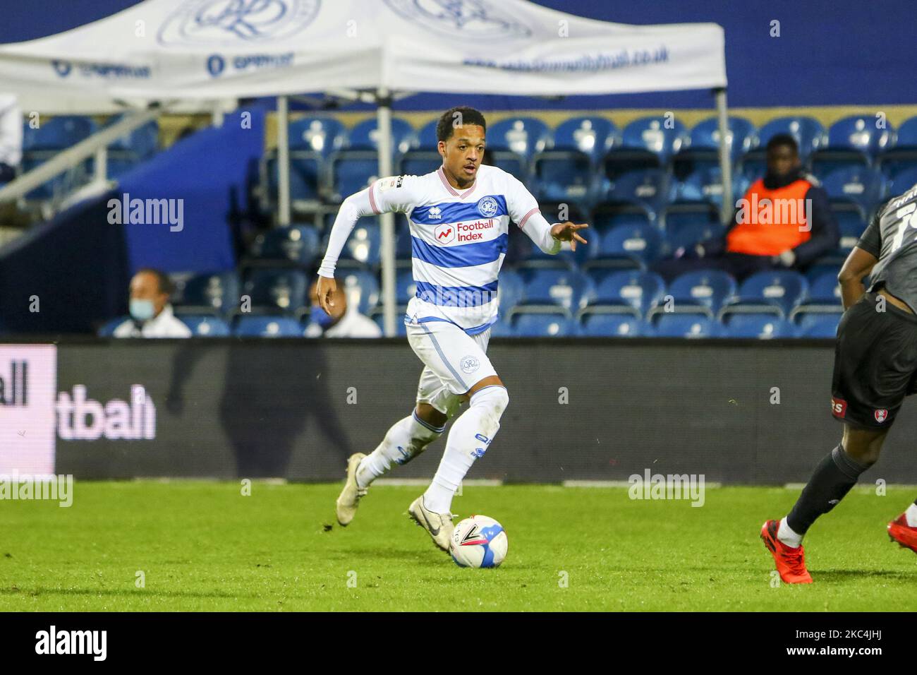 Queens park rangers vs rotherham united hi-res stock photography and ...