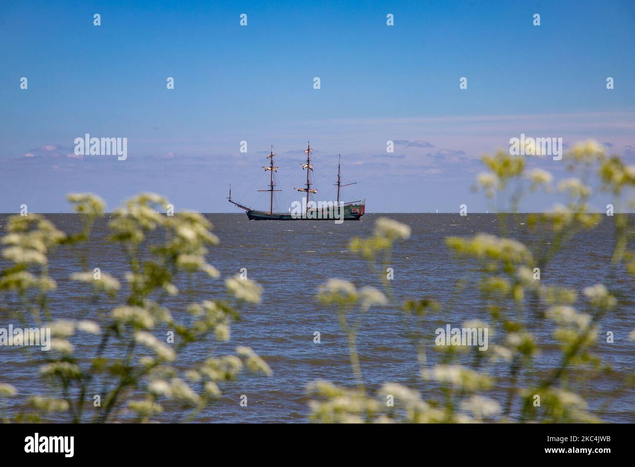 Daily life in Volendam traditional fishing village with Dutch ...