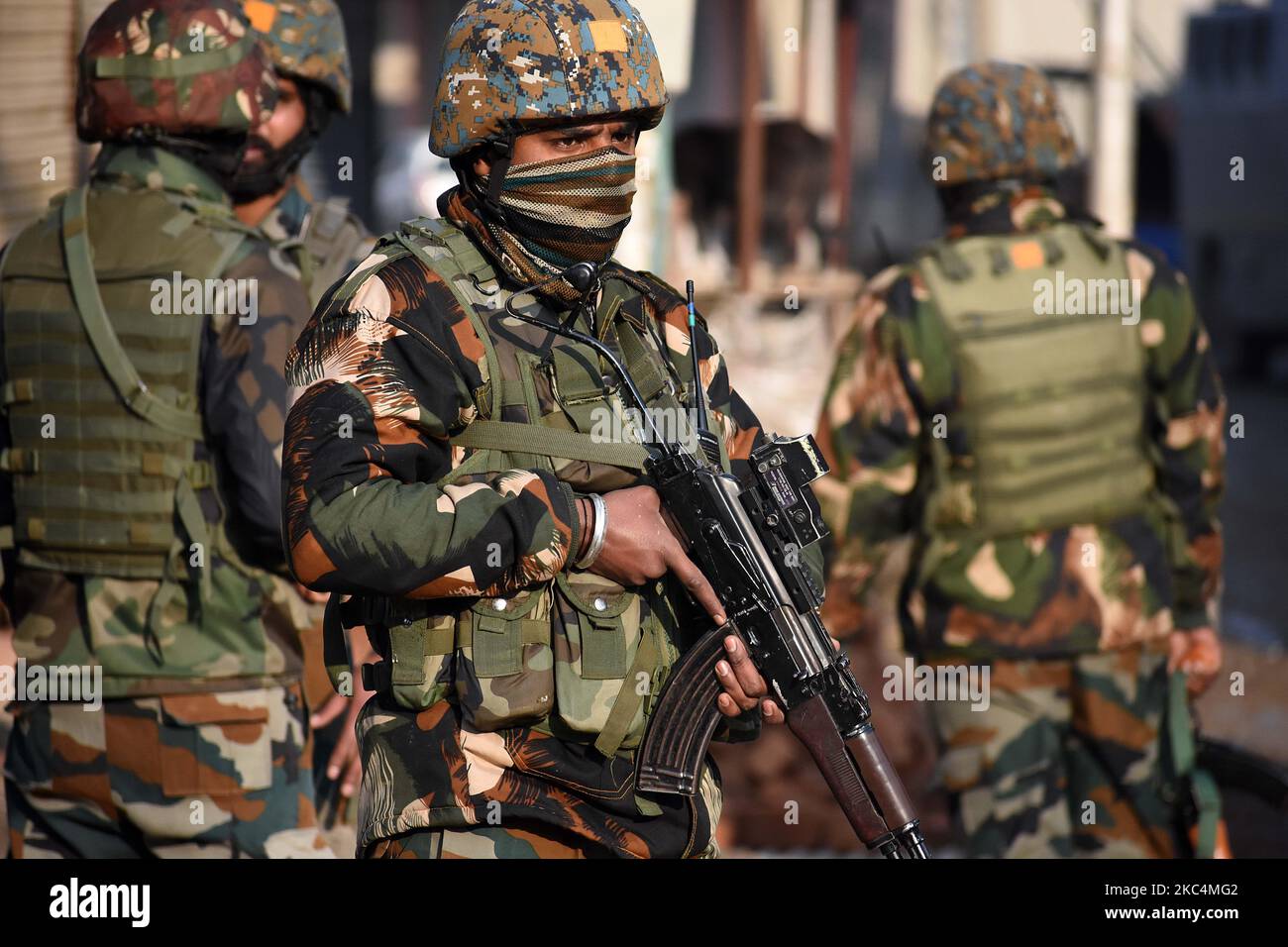 Hmt srinagar killiing hi-res stock photography and images - Alamy