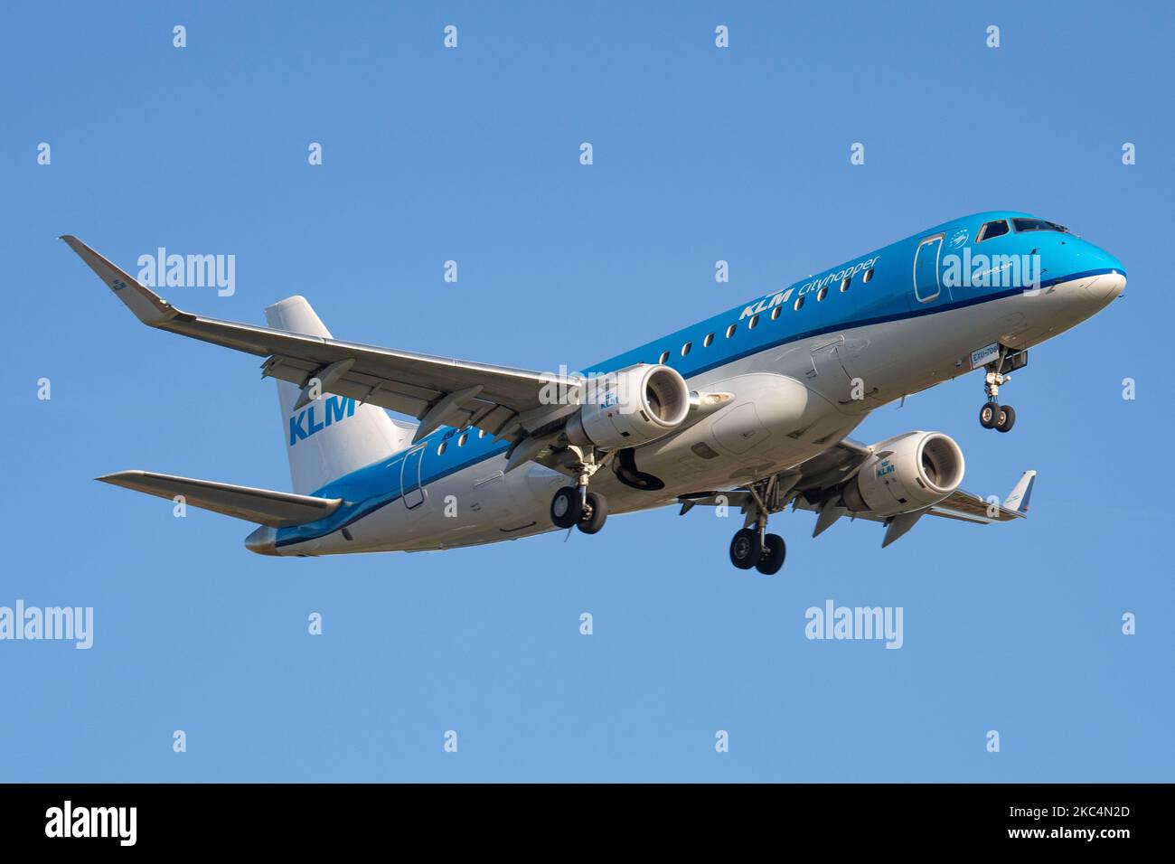 A KLM Cityhopper Embraer ERJ-175 regional aircraft as seen on final ...