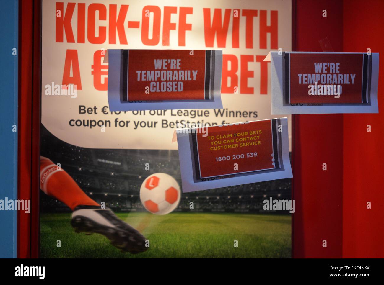 Betting quarantine hi-res stock photography and images - Alamy