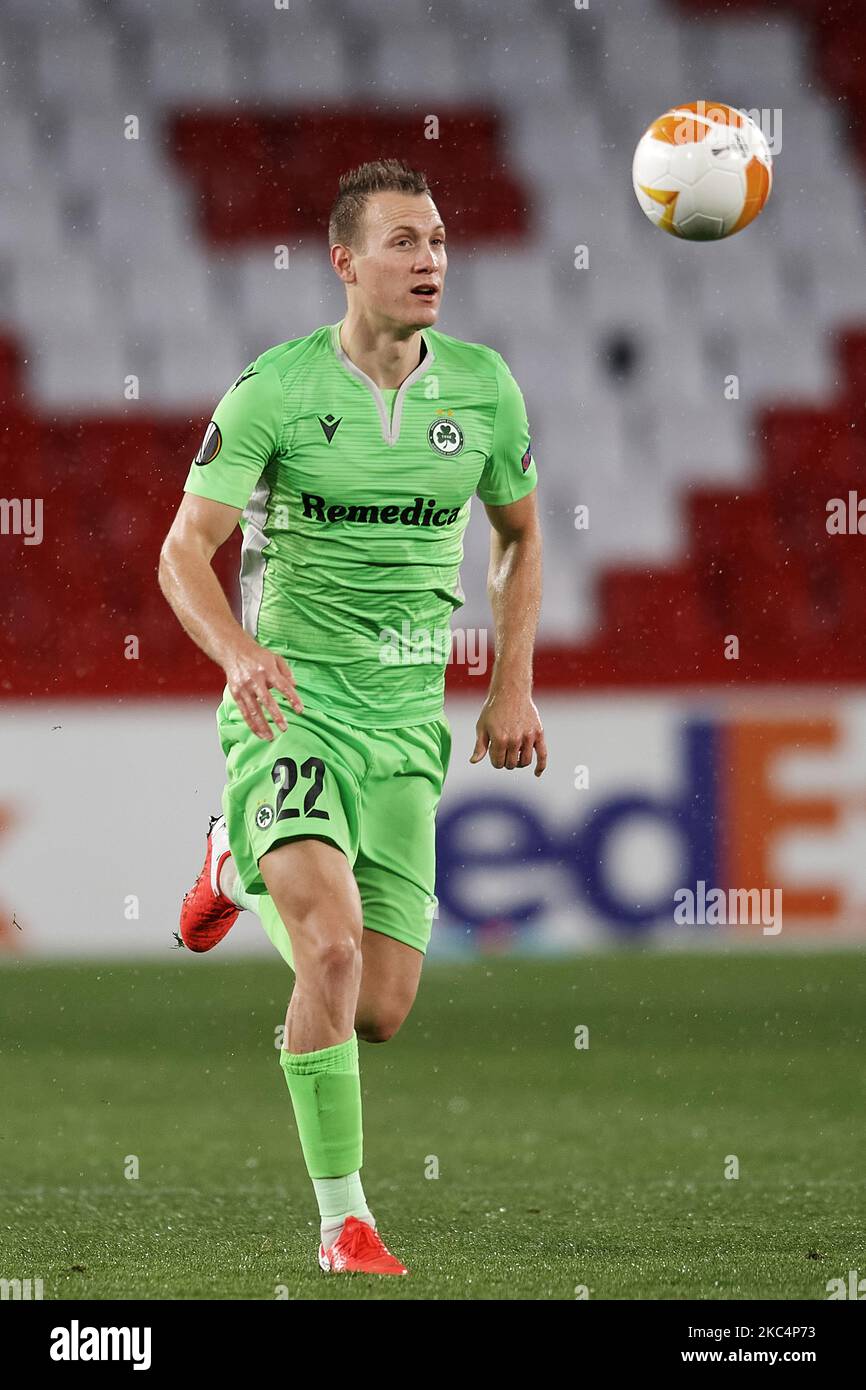 Nuevo adam hi-res stock photography and images - Alamy