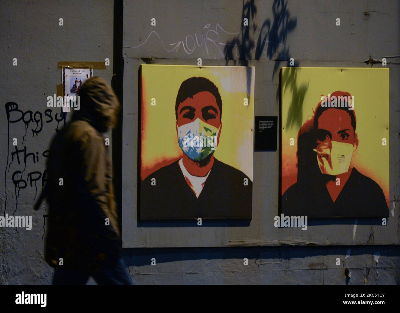 Frontline worship hi-res stock photography and images - Alamy